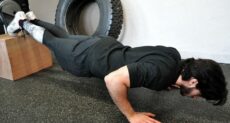 Push ups before bed, here are the benefits of doing them before sleep
